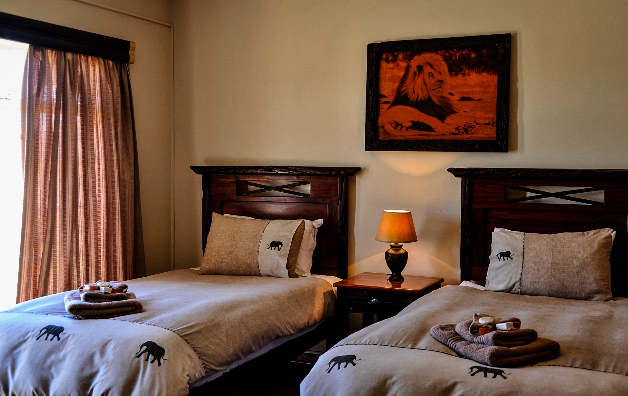 Linksfontein Game Lodge – Thuru Safaris