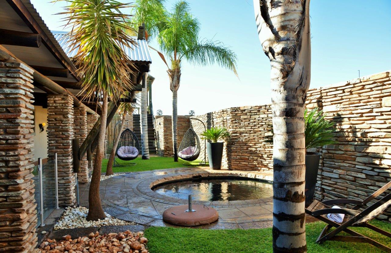 Thuru Safaris – The home of Thuru Game Lodge, Linksfontein Game Lodge ...