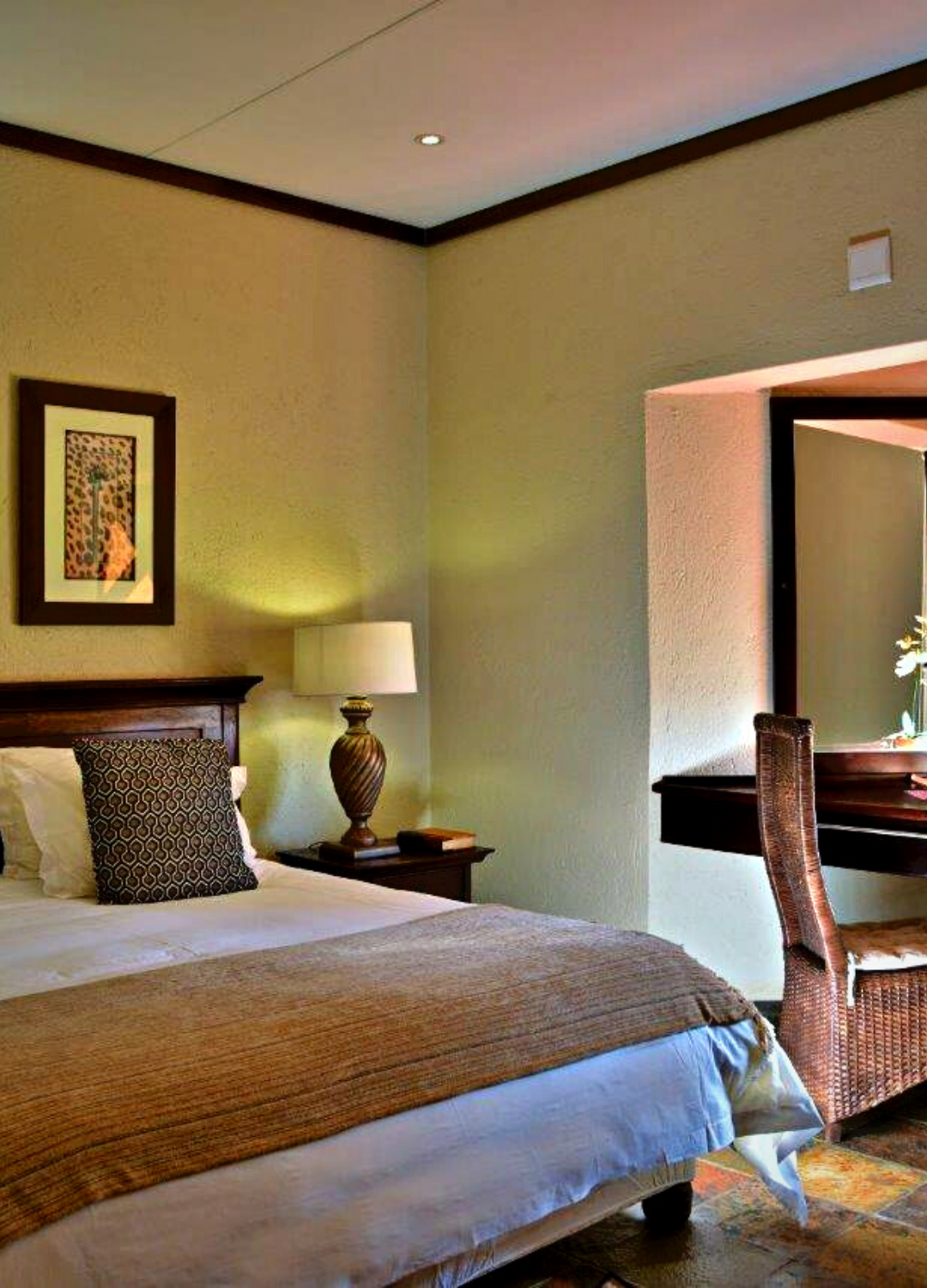 Thuru Game Lodge Luxury Safari - Thuru Safaris